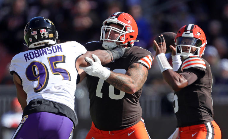 Jameis Winston makes most of another chance in Cleveland Browns' win ...