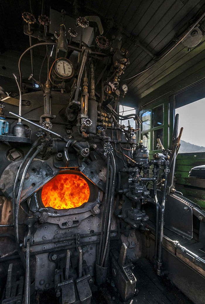 39 Vehicle Cabins That Most People Rarely Get To Peek Inside
