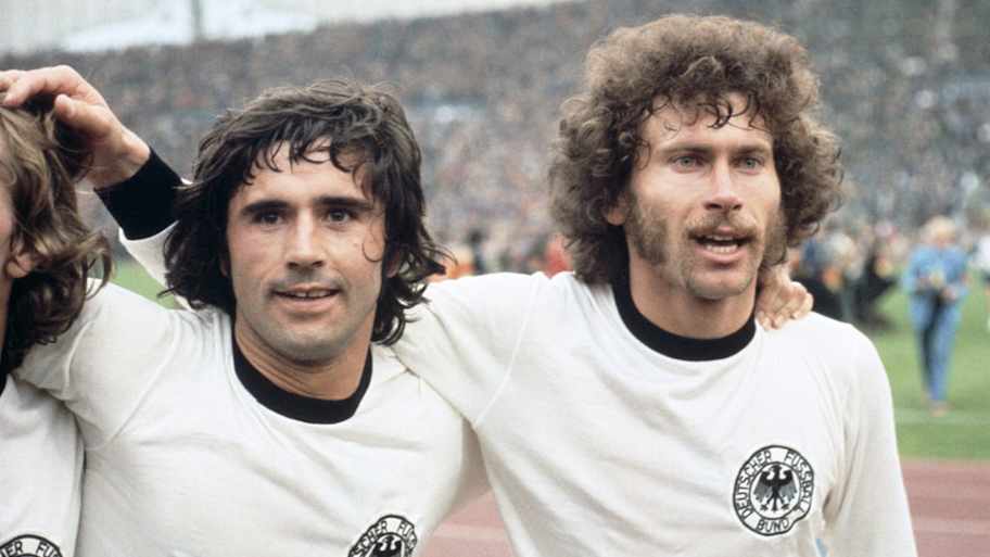 Was ist die Gerd Müller Trophäe? Frühere Gewinner die Kandidaten 2025