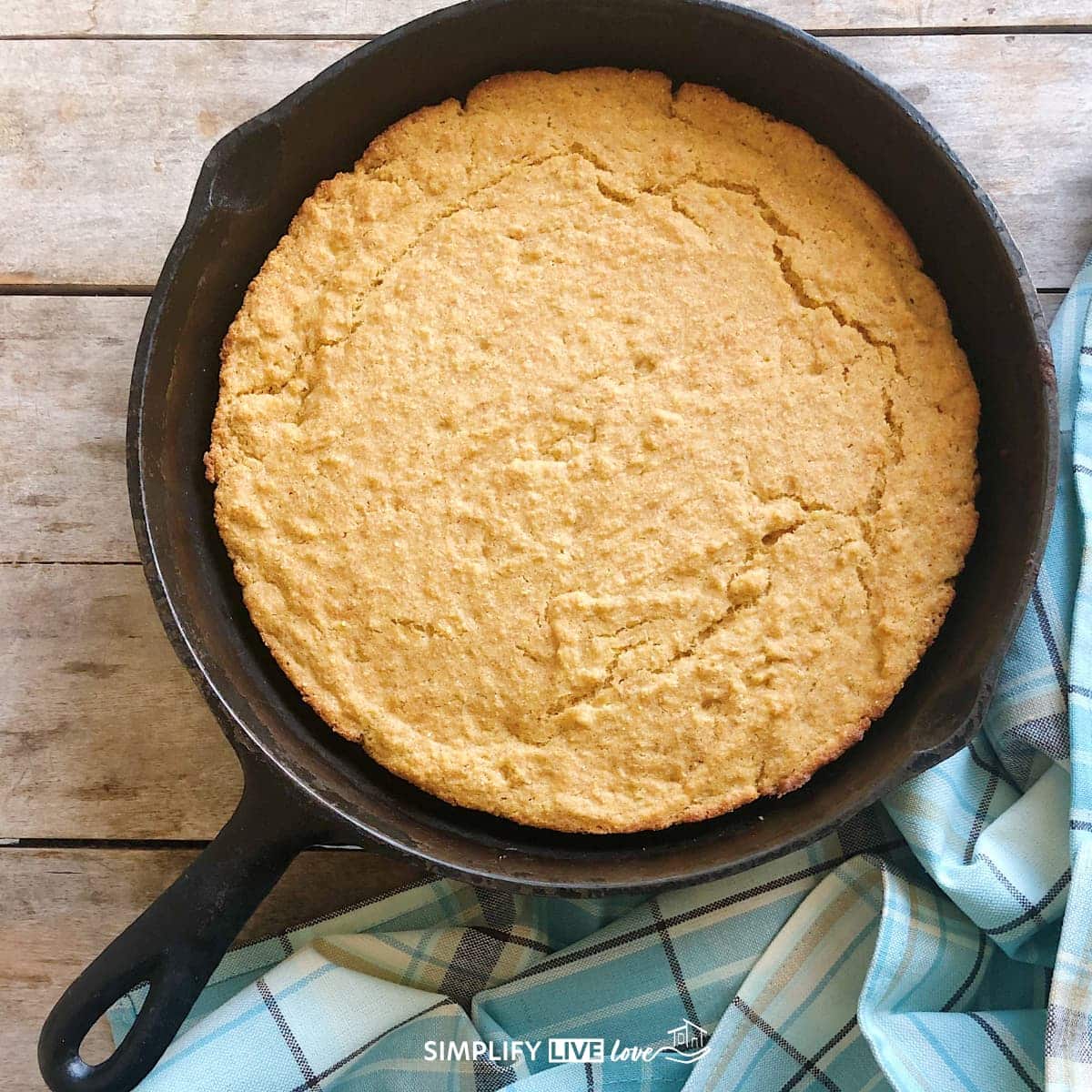 The Perfect Refined-Sugar Free Southern Cornbread Recipe