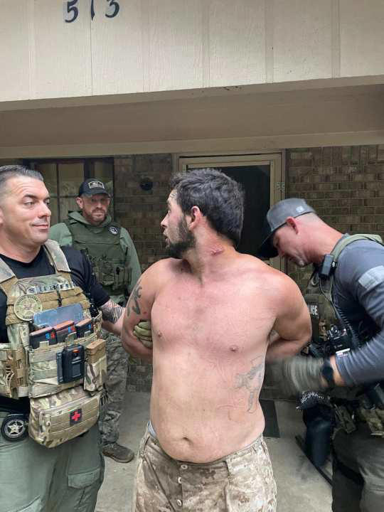 Double-homicide investigation suspect in custody Double-homicide investigation suspect in custody