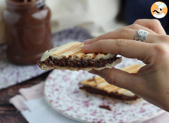 Panini de chocolate e avelã