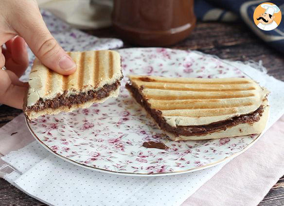 Panini de chocolate e avelã