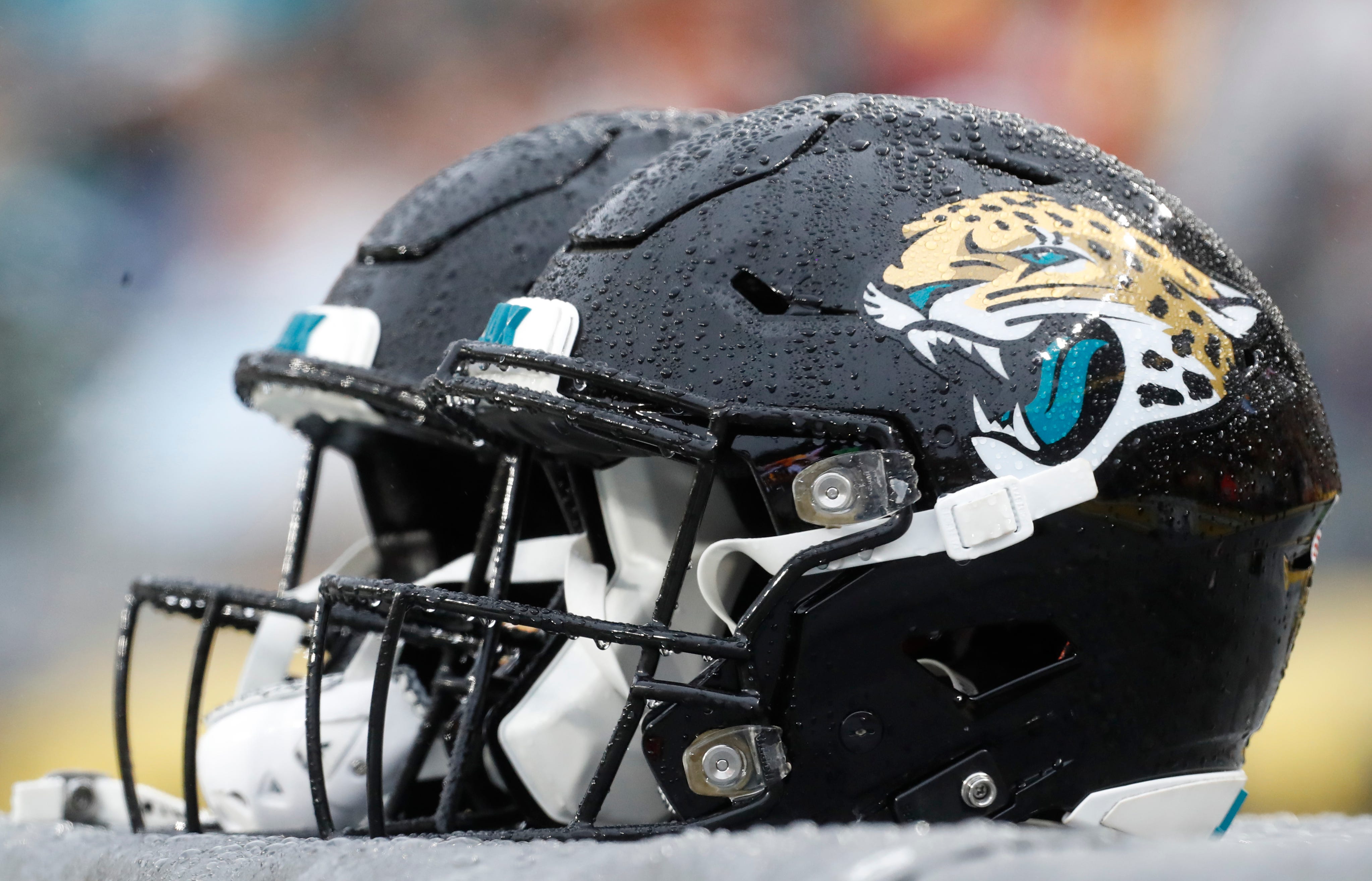 Jaguars win, but lose grip on 2025 NFL draft's No. 1 pick