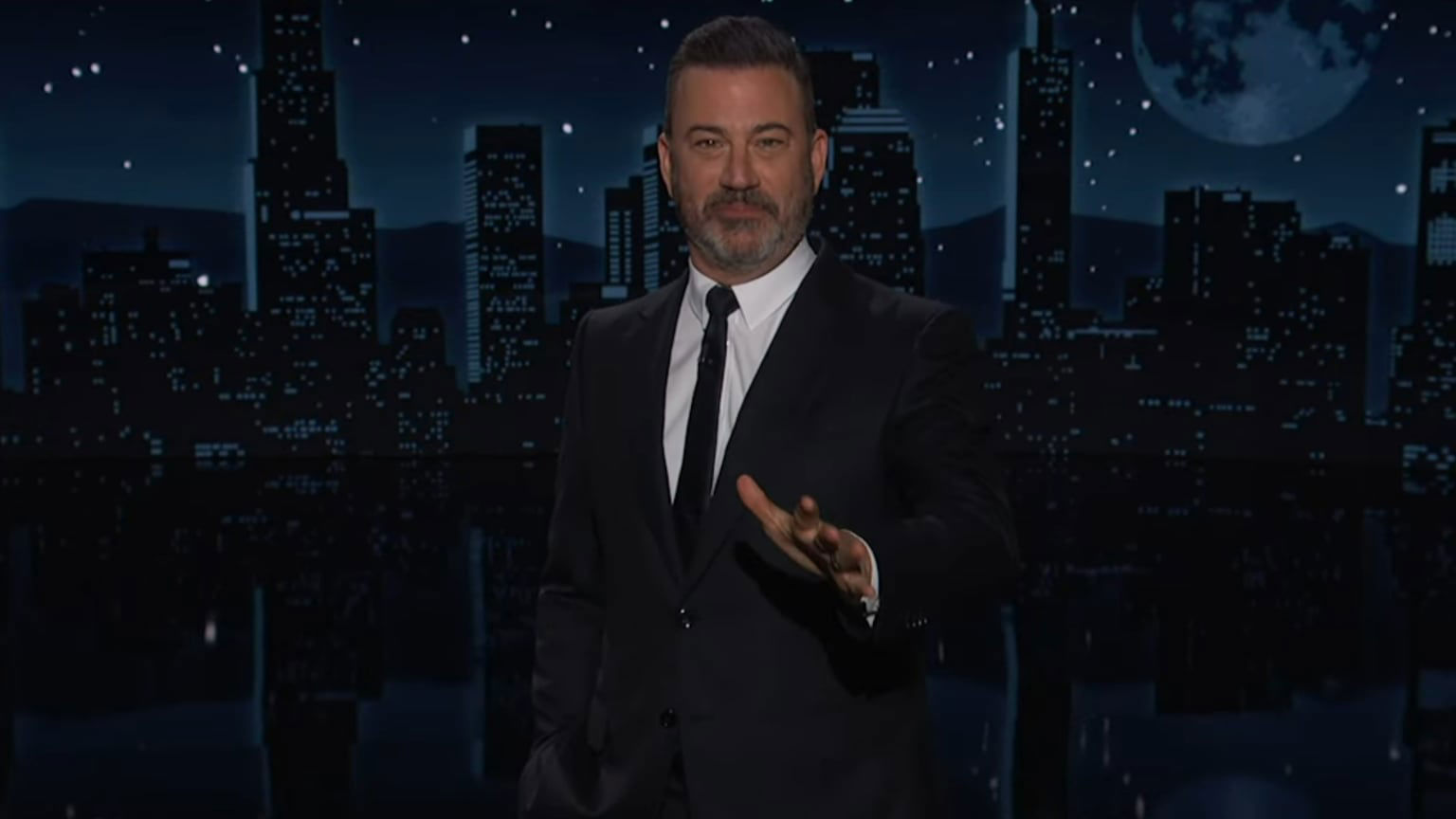Jimmy Kimmel Brutally Mocks Trump After Melania Snubs Kiss Jimmy Kimmel Brutally Mocks Trump After Melania Snubs Kiss