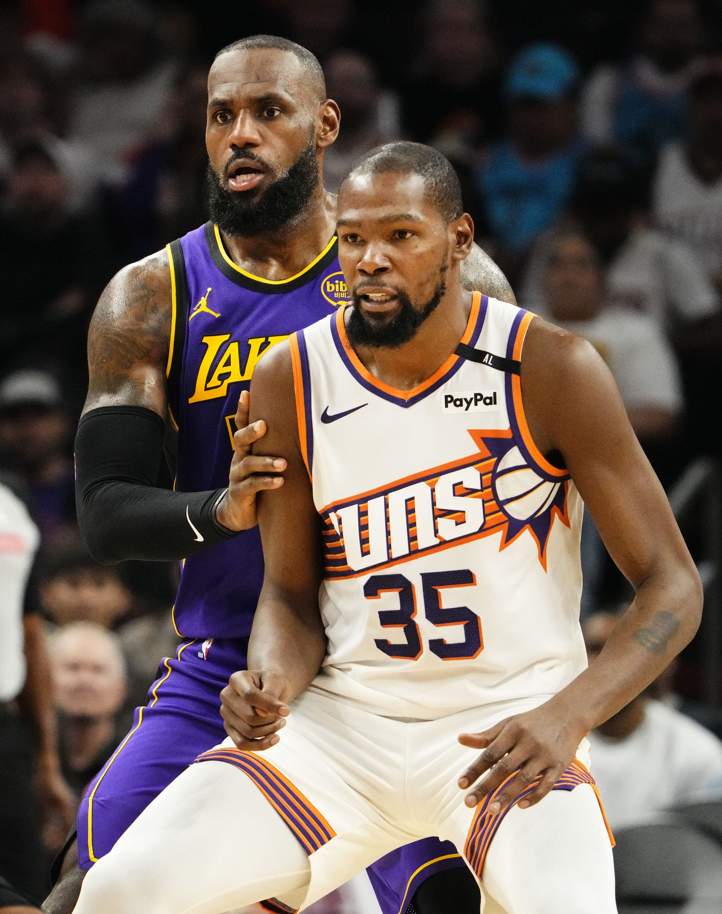 After Dwyane Wade's viral statue reveal, he thinks Kevin Durant ...