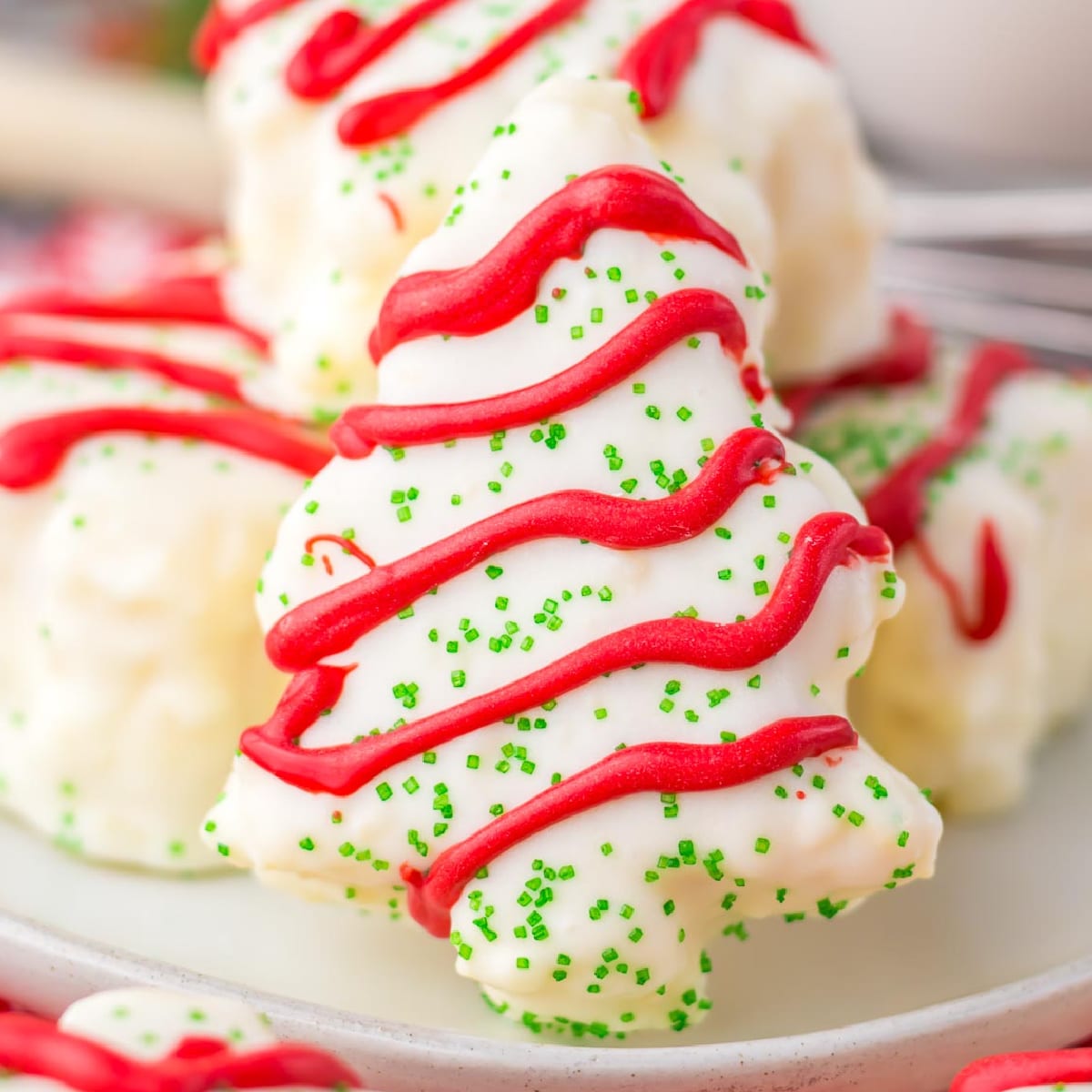 Copycat Little Debbie Christmas Tree Cakes