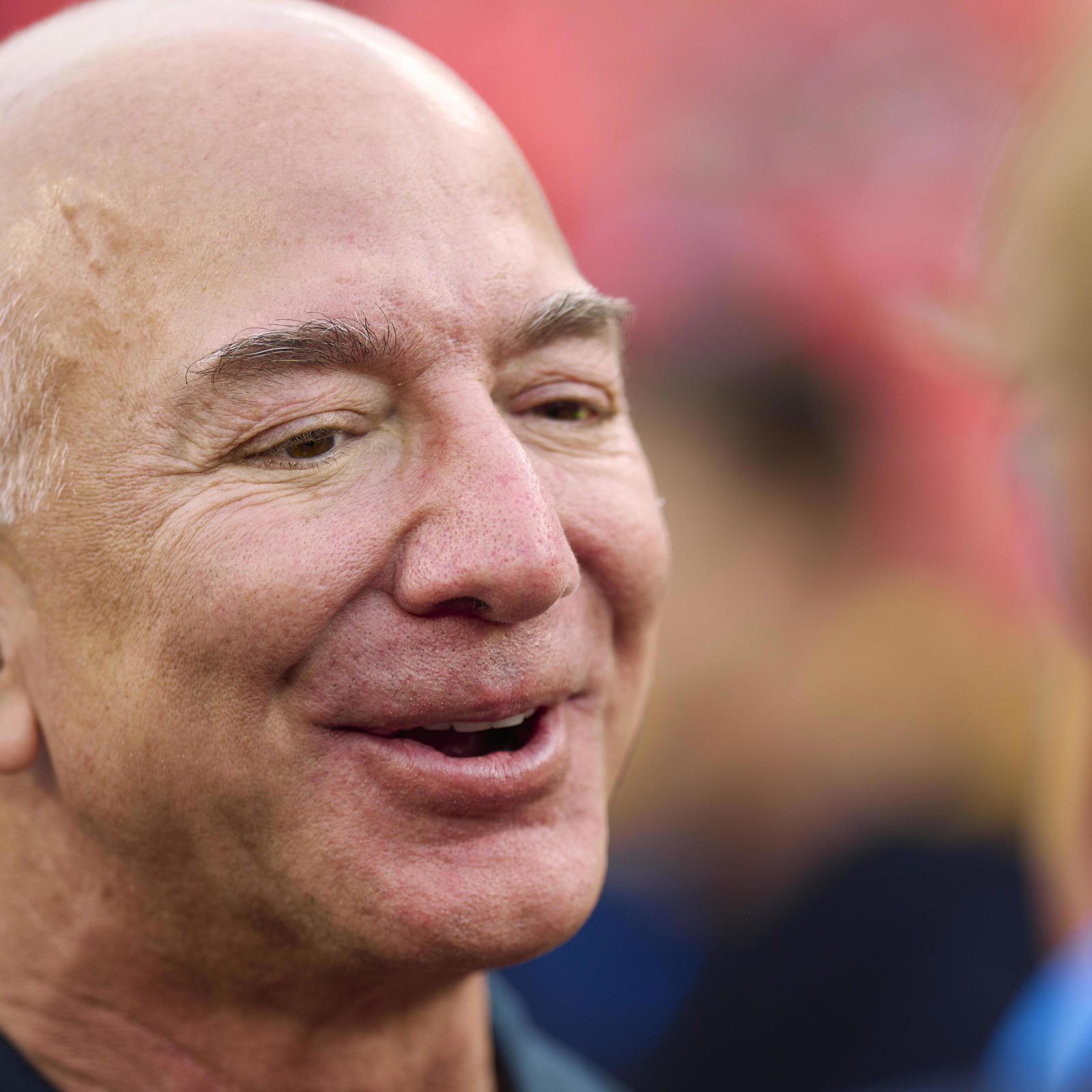 Jeff Bezos defends Washington Post's decision to end endorsements Jeff Bezos defends Washington Post's decision to end endorsements
