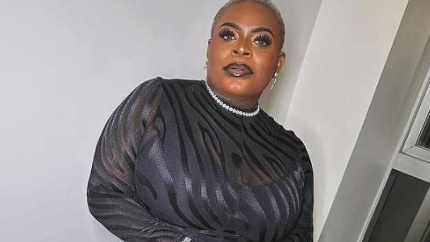 Jojo Todynho pede boicote à Avon e cria polêmica nas redes sociais Jojo Todynho pede boicote à Avon e cria polêmica nas redes sociais
