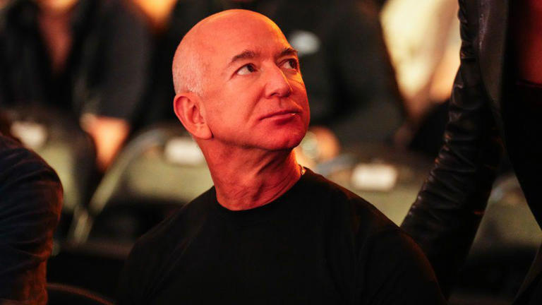 Jeff Bezos defends Washington Post's end to election endorsements Jeff Bezos defends Washington Post's end to election endorsements
