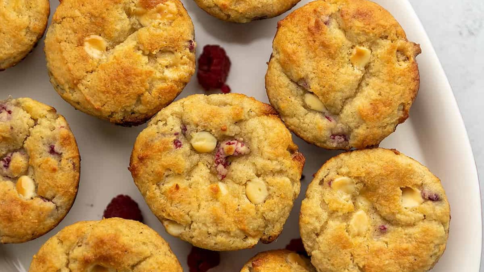 18 white chocolate raspberry desserts worth every bite