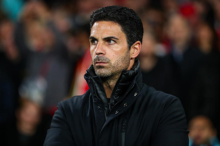 Supercomputer predicts another close Arsenal-Manchester City title race Supercomputer predicts another close Arsenal-Manchester City title race