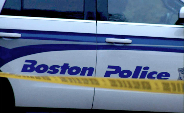Boston nightclub's license suspended following woman's death
