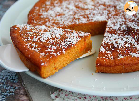 Gâteau fondant de patate douce à la noix de coco