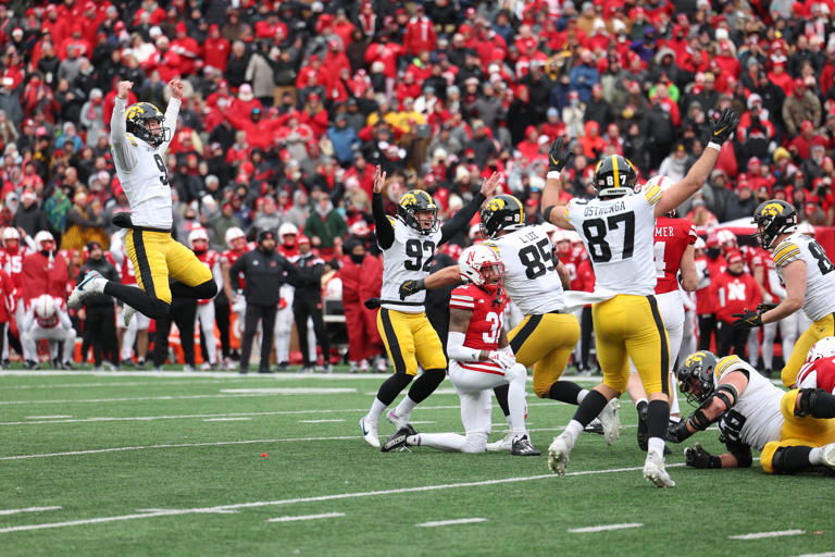 Iowa football rival dropped from 'blueblood' status