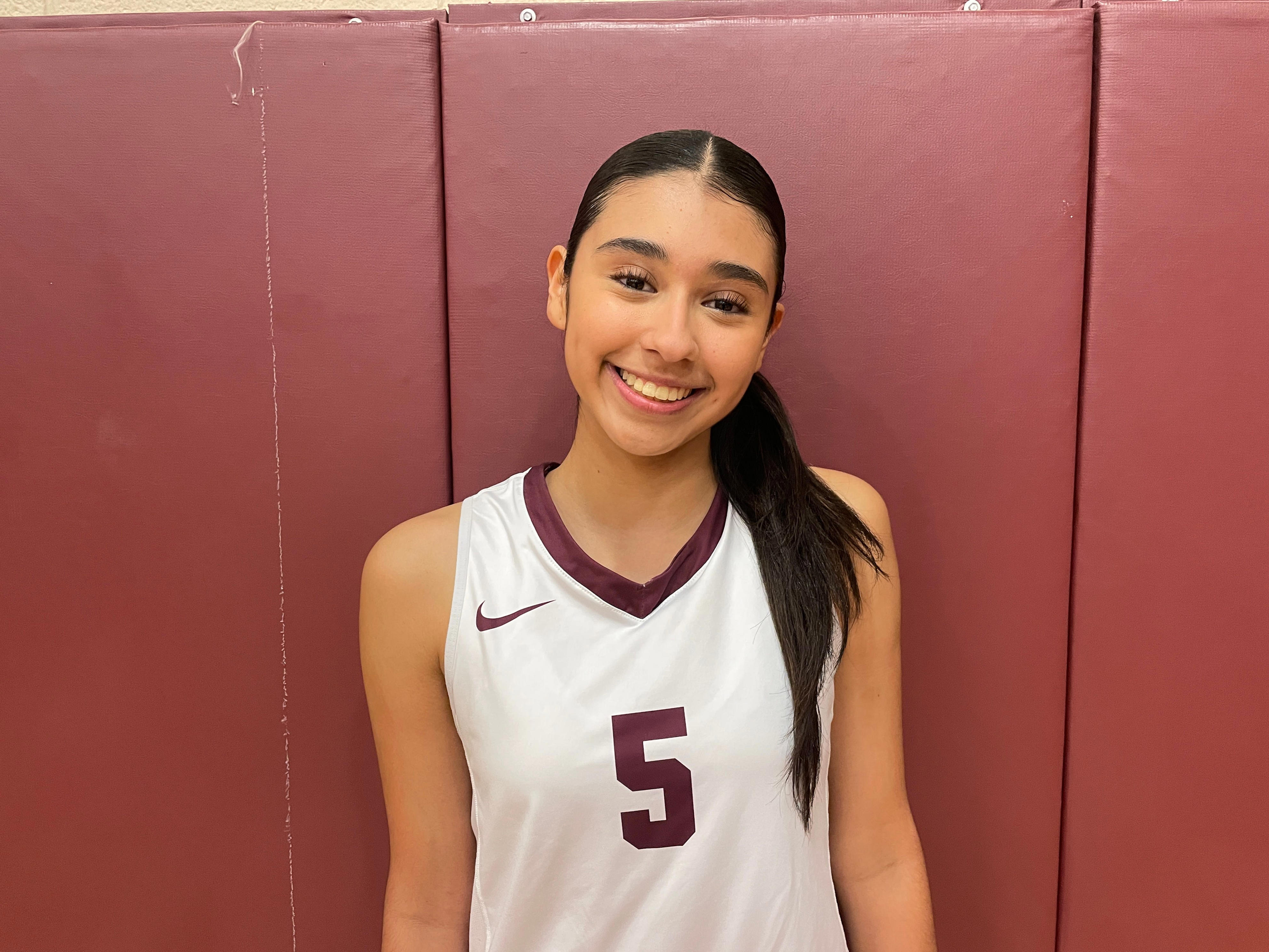 Bella Garcia, Hailey McLaughlin help lead Tuloso-Midway volleyball in ...