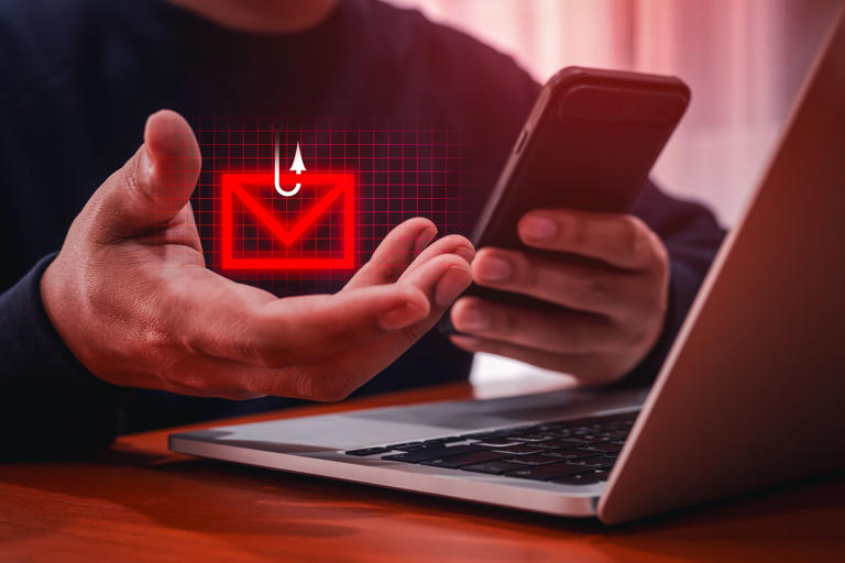 How I Spot Fake Customer Support Scams Before They Fool Me