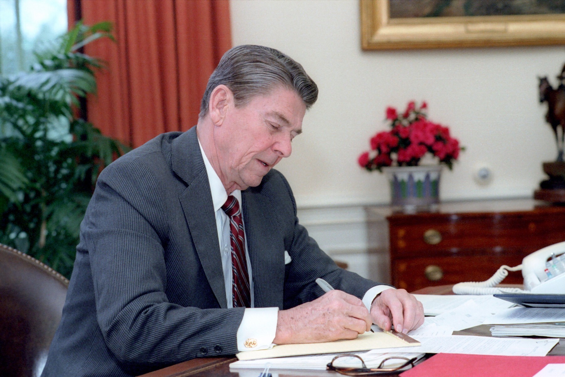 Ronald Reagan: From Hollywood to the White House