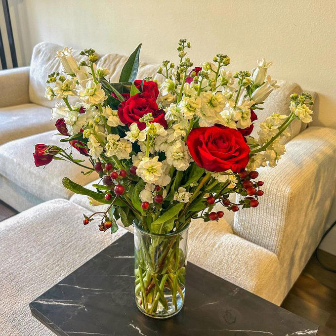 7 Flower Subscription Services Perfect for You (or Your Best Bud)