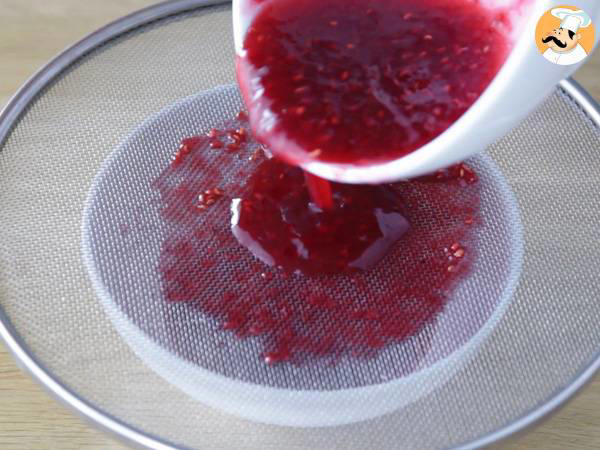 Homemade fruit sauce / coulis