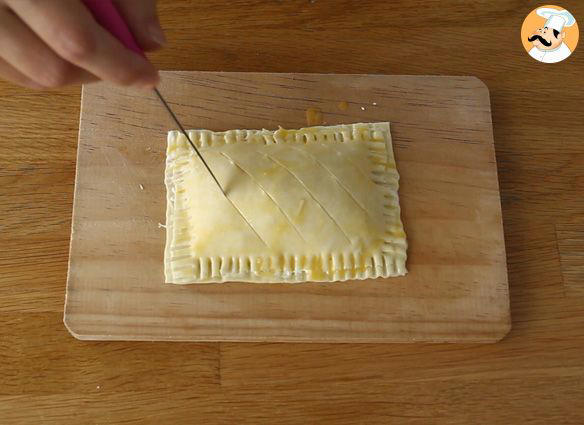 Ham and cheese pastries