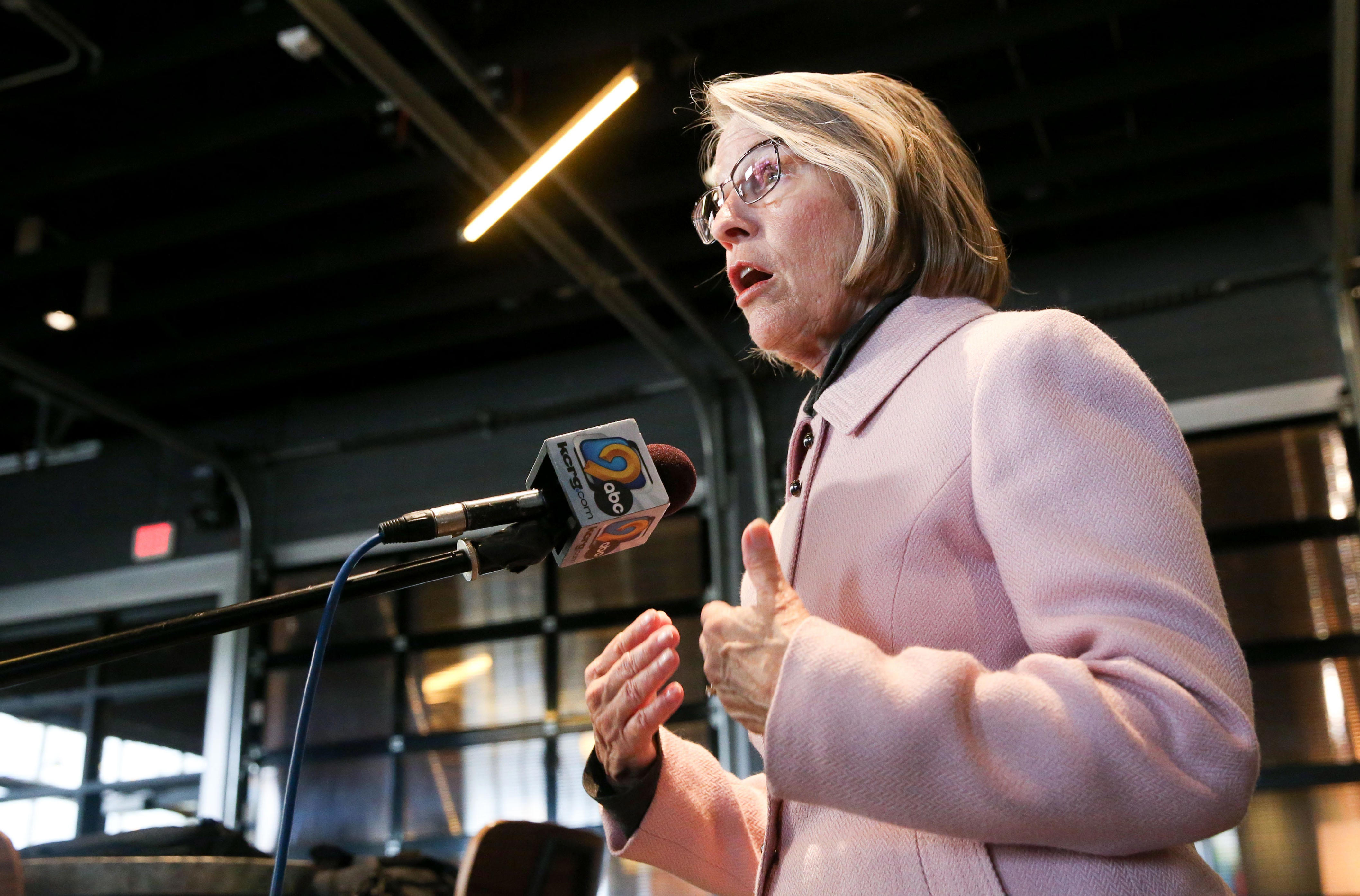 Congress member, ex-Iowa senator join Trump suit over Des Moines ...