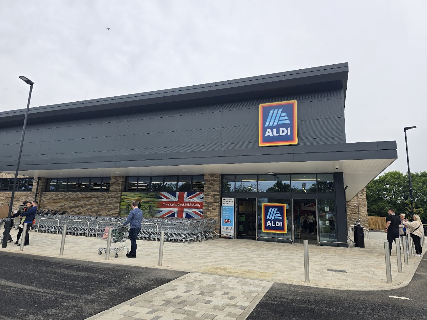 I ranked every Bristol Aldi and Lidl store from best to worst - but ...