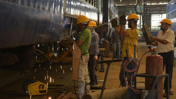 NF Railway announces 5647 Act Apprentice slots for skill development ... NF Railway announces 5647 Act Apprentice slots for skill development ...