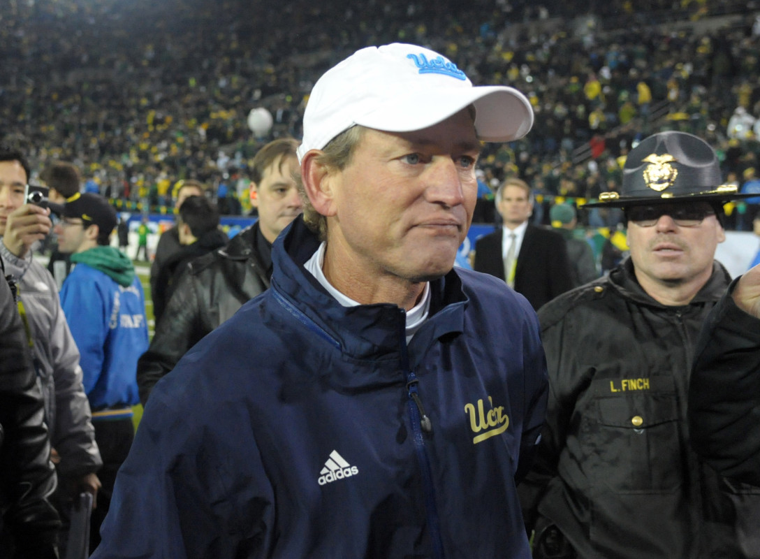 Rick Neuheisel Predicts Underdog to Pull Off Major College Football ...