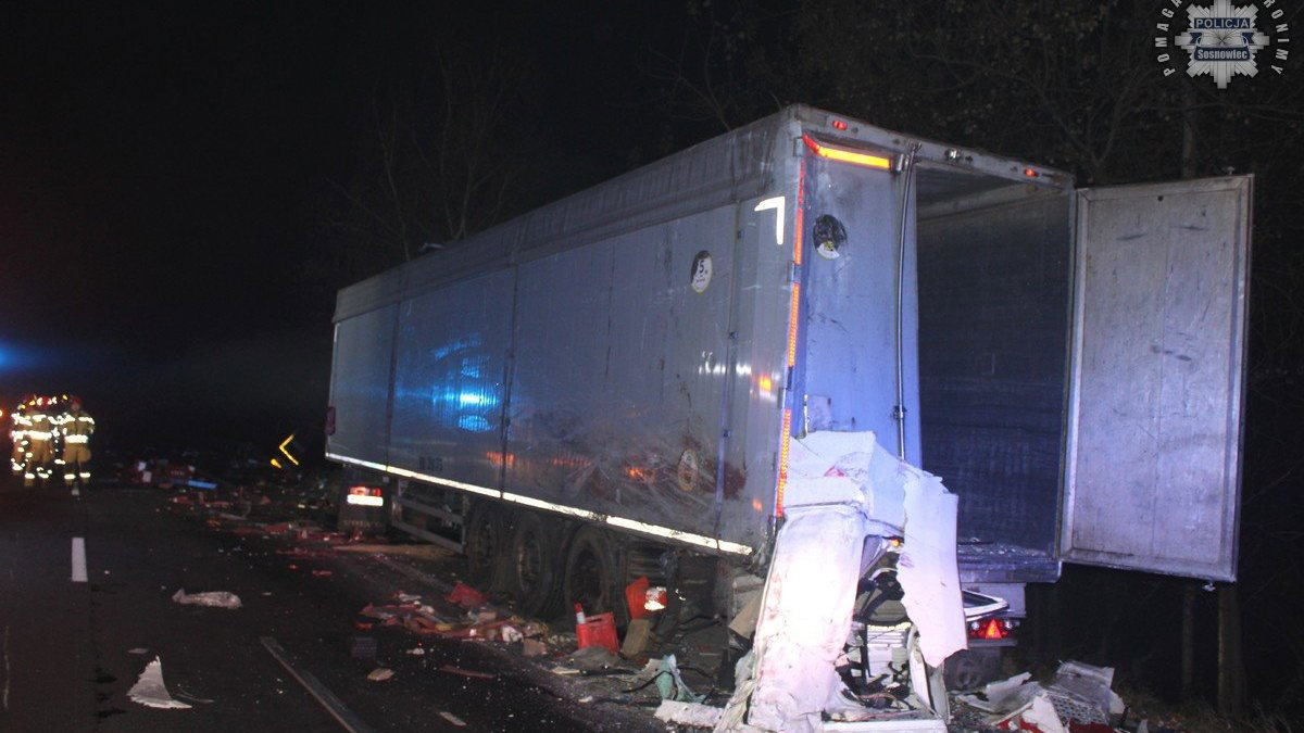 Śmiertelny wypadek na S1 w Sosnowcu. Kierowca ciężarówki wjechał w 62-latka Śmiertelny wypadek na S1 w Sosnowcu. Kierowca ciężarówki wjechał w 62-latka