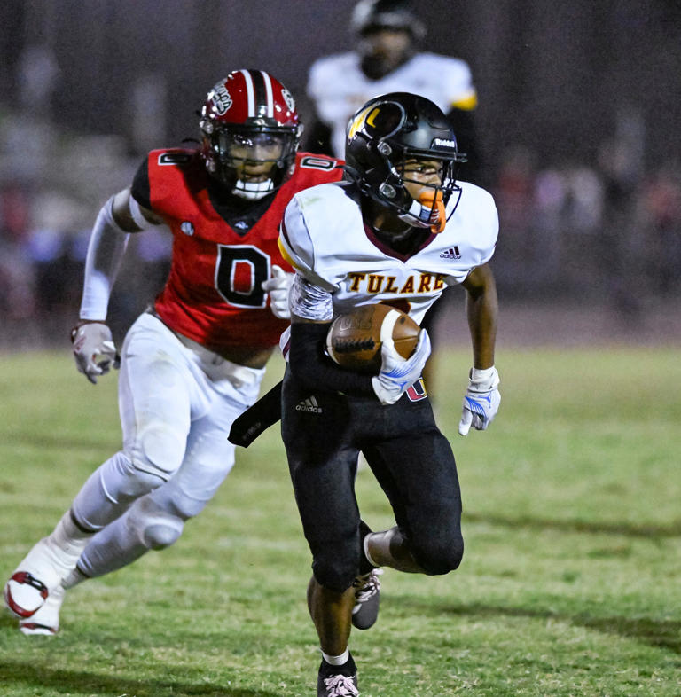 Tulare Union's Demaje Riley is the 2024 WYL football player of the year