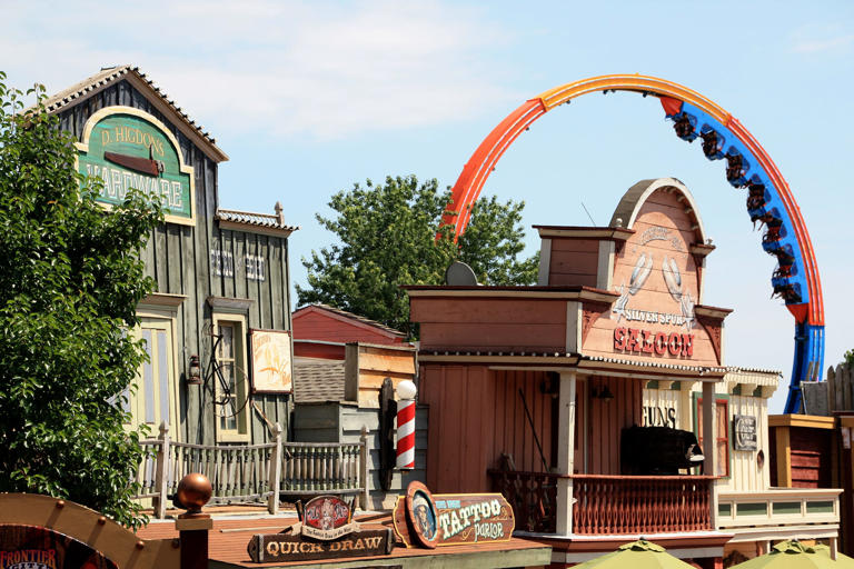 Signs point to Six Flags parks sale. Are Frontier City, Hurricane ...