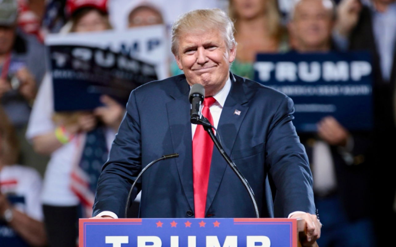 Trump Signs Executive Order Requiring Proof of Citizenship for Voter ...