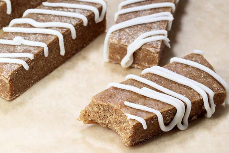 12 Homemade Protein Bars We Can't Stop Eating