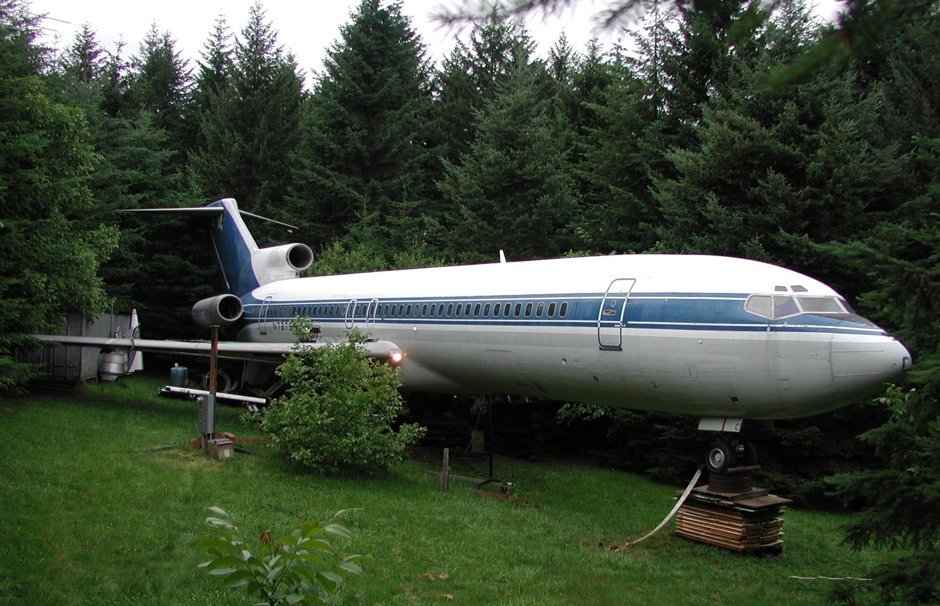 'How I turned a Boeing 727 into my dream home'