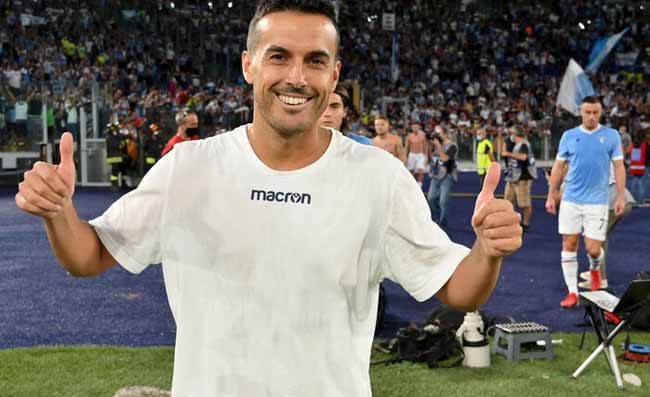 Pedro dice addio alla Lazio e i tifosi del Napoli si scatenano: "Un ...