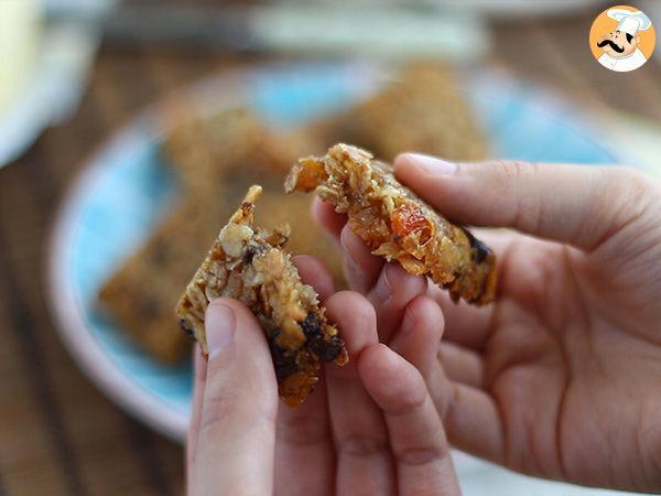 Energy granola bars - video recipe!