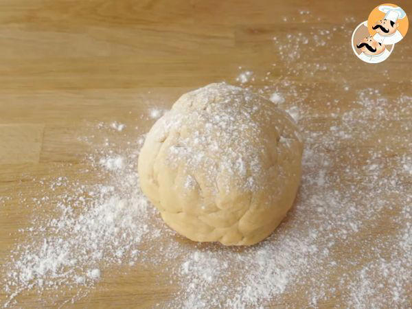 Mardi Gras diamond-shaped donuts - video recipe!