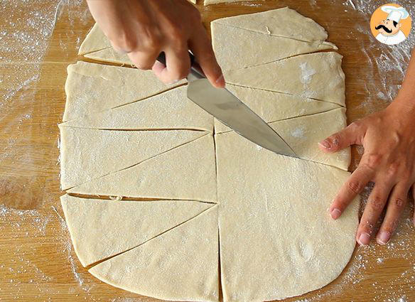 Condensed milk croissants