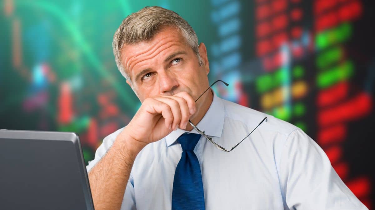 Should You Invest in the Stock Market? 6 Key Questions to Ask Yourself