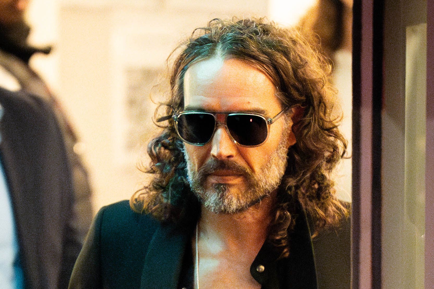 Celebrities and tech leaders supporting Donald Trump: Tim Cook donates ...