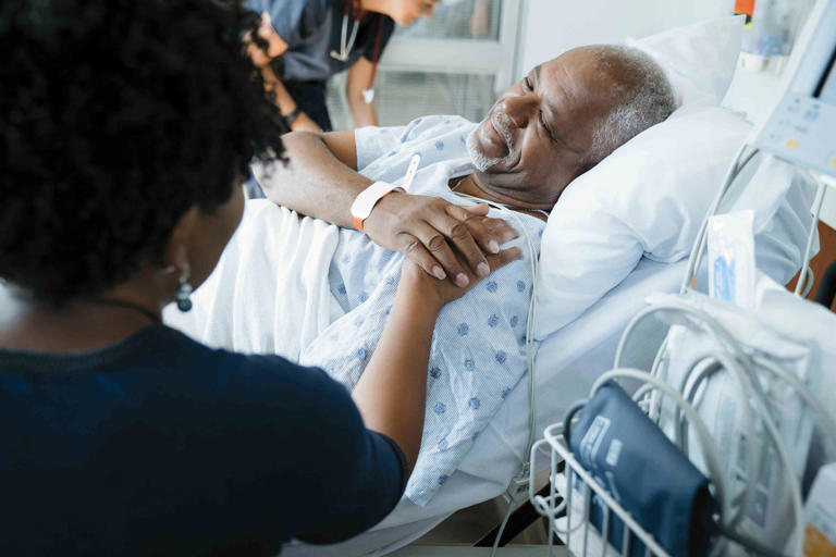 Signs and symptoms of end-of-life kidney failure