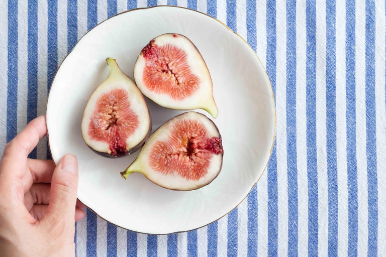 8 Science-Backed Health Benefits of Figs
