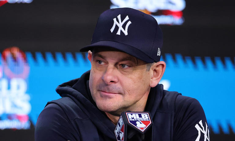 Yankees make huge Aaron Boone decision Yankees make huge Aaron Boone decision