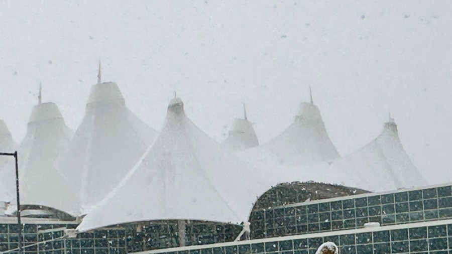 Denver weather: Colder temperatures and snow to start the workweek Denver weather: Colder temperatures and snow to start the workweek