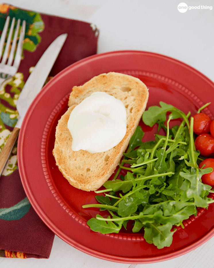 Here's How To Make A Perfect Poached Egg In One Minute
