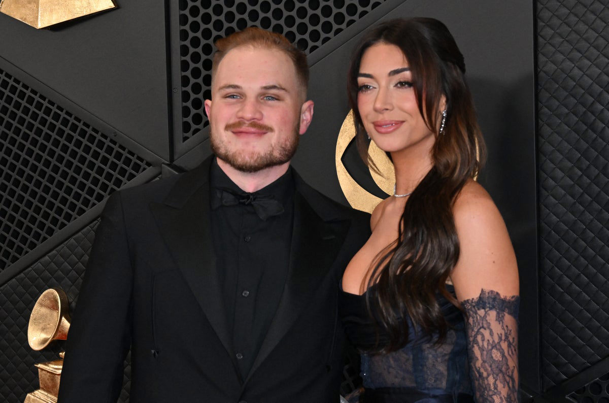 Brianna LaPaglia accuses ex Zach Bryan of ‘emotional abuse’ and says he ... Brianna LaPaglia accuses ex Zach Bryan of ‘emotional abuse’ and says he ...