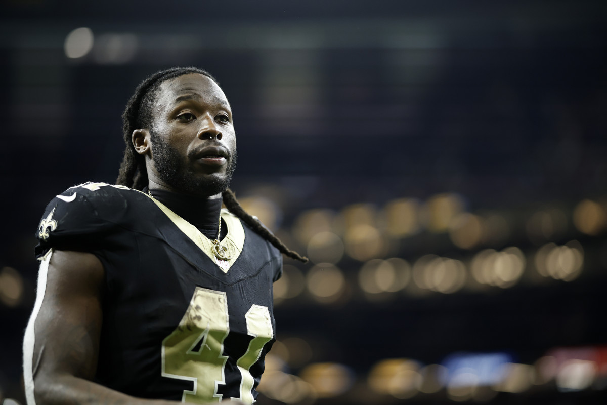 Alvin Kamara Takes Clear Shot At Ex-Saints Coach Dennis Allen