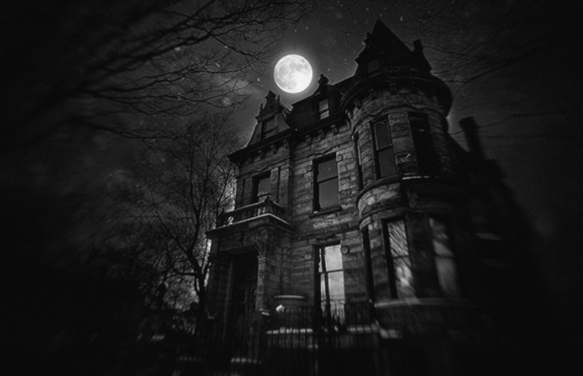 Discover the fascinating secrets of America's abandoned stately homes Discover the fascinating secrets of America's abandoned stately homes
