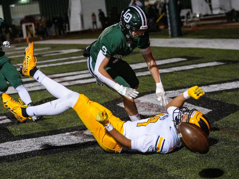 Michigan high school football playoffs 2024: Live scores from MHSAA ... Michigan high school football playoffs 2024: Live scores from MHSAA ...